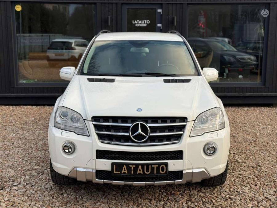 Balts Mercedes-Benz ML 350 2010 Rīga, ar dzinēja tilpumu 0.00 L un nobraukumu 262 tūkst. km par 7750 €, foto 14 vietnē AUTOMOTO.COM.LV