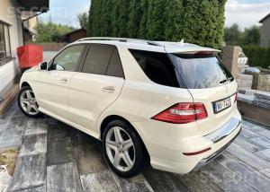 Balts Mercedes-Benz ML 350 2011 Rīga, ar dzinēja tilpumu 3.00 L un nobraukumu 245 tūkst. km par 17750 €, foto 4 vietnē AUTOMOTO.COM.LV