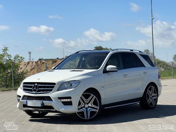 Balts Mercedes-Benz ML 350 2011 Tauragė, ar dzinēja tilpumu 3.00 L un nobraukumu 351 tūkst. km par 11700 €, foto 1 vietnē AUTOMOTO.COM.LV