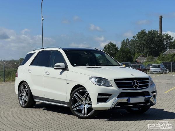 Balts Mercedes-Benz ML 350 2011 Tauragė, ar dzinēja tilpumu 3.00 L un nobraukumu 351 tūkst. km par 11700 €, foto 5 vietnē AUTOMOTO.COM.LV