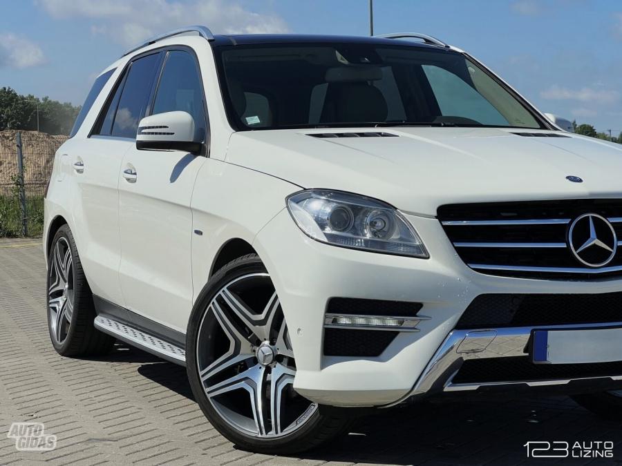 White Mercedes-Benz ML 350 2011 in Taurage, with an engine capacity of 3.00 L and mileage of 351 thousand km for 11700 €, photo 7 on AUTOMOTO.COM.LV