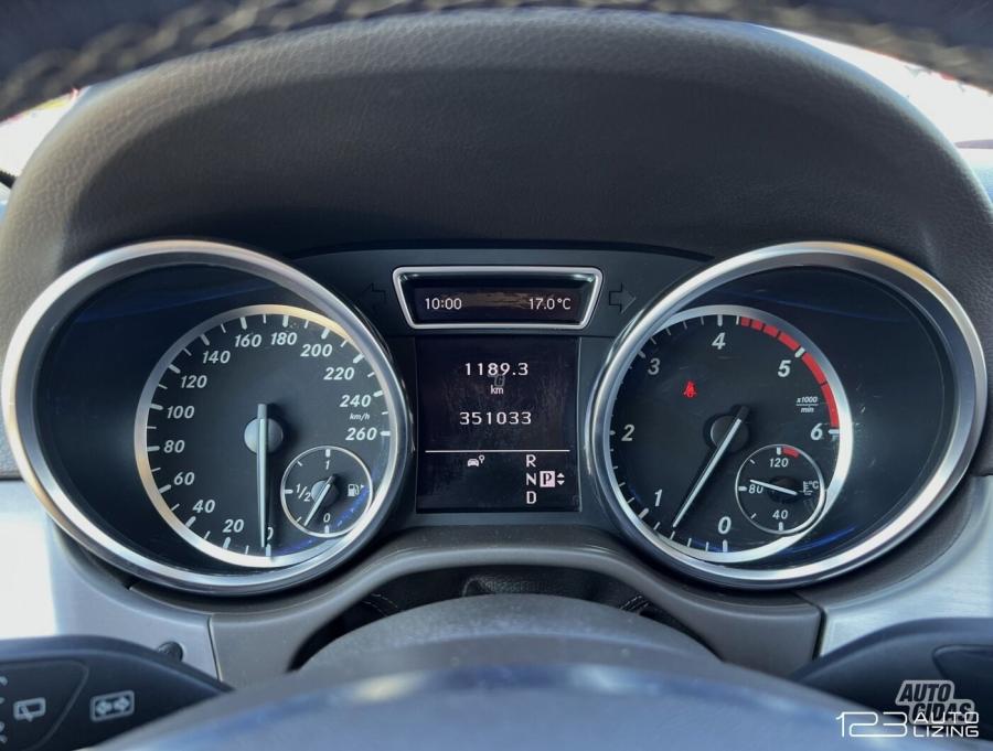 White Mercedes-Benz ML 350 2011 in Taurage, with an engine capacity of 3.00 L and mileage of 351 thousand km for 11700 €, photo 19 on AUTOMOTO.COM.LV