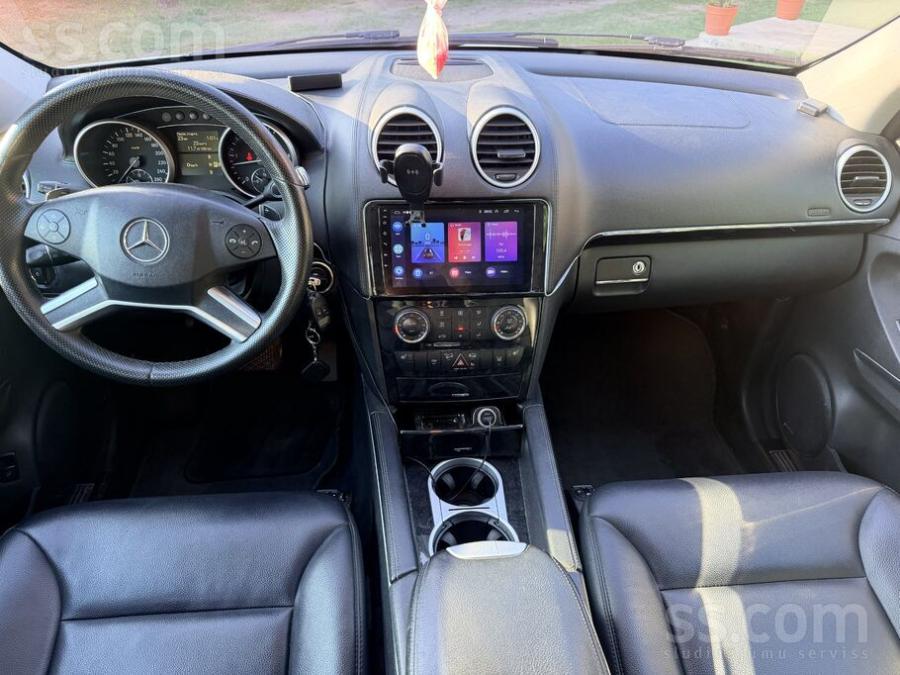 Balts Mercedes-Benz ML 350 2011 Ventspils, ar dzinēja tilpumu 3.00 L un nobraukumu 275 tūkst. km par 6800 €, foto 17 vietnē AUTOMOTO.COM.LV