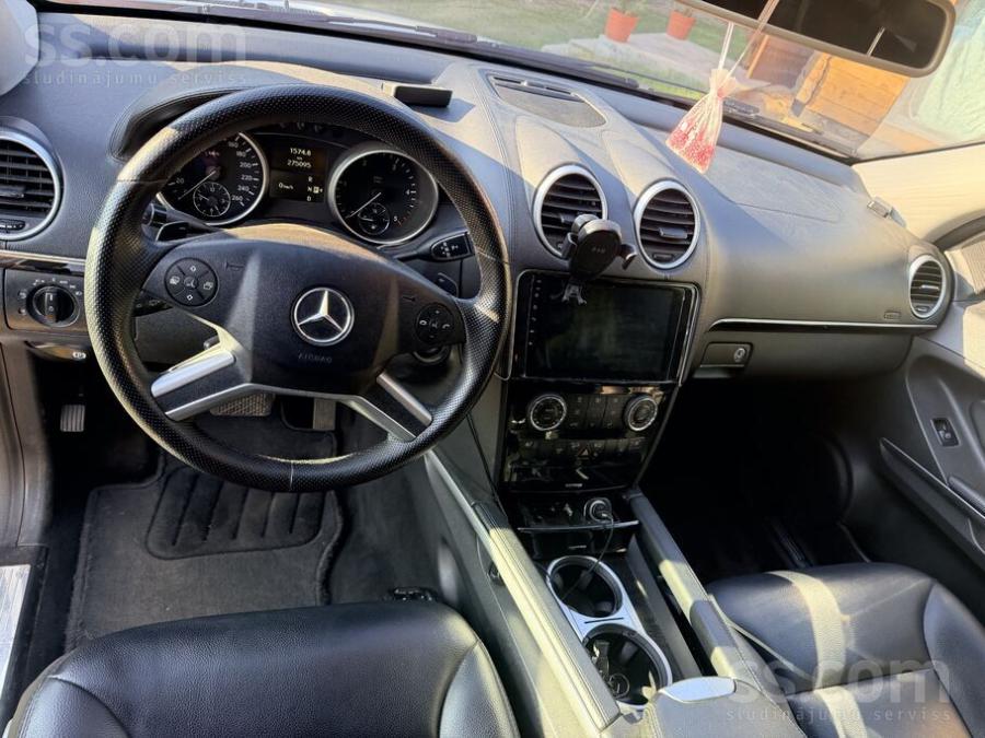 Balts Mercedes-Benz ML 350 2011 Ventspils, ar dzinēja tilpumu 3.00 L un nobraukumu 275 tūkst. km par 6800 €, foto 18 vietnē AUTOMOTO.COM.LV