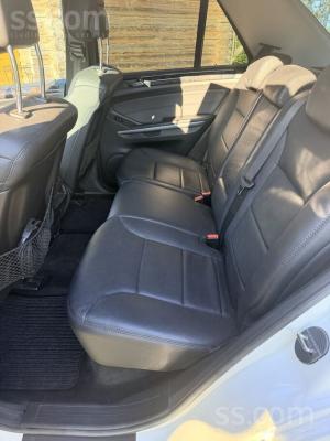 Balts Mercedes-Benz ML 350 2011 Ventspils, ar dzinēja tilpumu 3.00 L un nobraukumu 275 tūkst. km par 6800 €, foto 19 vietnē AUTOMOTO.COM.LV