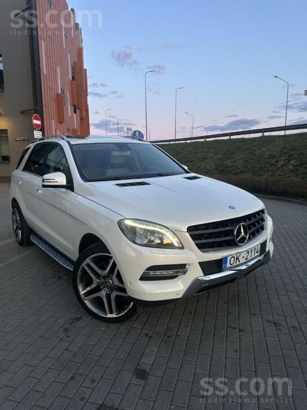 Balts Mercedes-Benz ML 350 2011 Rīga, ar dzinēja tilpumu 3.00 L un nobraukumu 0 tūkst. km par 14300 €, foto 3 vietnē AUTOMOTO.COM.LV