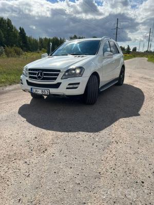 Balts Mercedes-Benz ML 350 2011 Daugavpils, ar dzinēja tilpumu 3.00 L un nobraukumu 351 tūkst. km par 8350 €, foto 4 vietnē AUTOMOTO.COM.LV