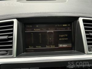 Белый Мерседес МЛ 350 2012 в Даугавпилс, объемом двигателя 3.00 л и пробегом 235 тыс. км за 14650 €, фото 9 на AUTOMOTO.COM.LV