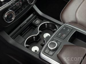 Белый Мерседес МЛ 350 2012 в Даугавпилс, объемом двигателя 3.00 л и пробегом 235 тыс. км за 14650 €, фото 12 на AUTOMOTO.COM.LV