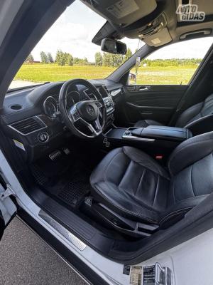 Balts Mercedes-Benz ML 350 2012 Šauļi, ar dzinēja tilpumu 3.50 L un nobraukumu 294 tūkst. km par 10900 €, foto 12 vietnē AUTOMOTO.COM.LV
