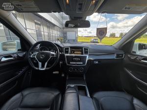 Balts Mercedes-Benz ML 350 2012 Šauļi, ar dzinēja tilpumu 3.50 L un nobraukumu 294 tūkst. km par 10900 €, foto 16 vietnē AUTOMOTO.COM.LV