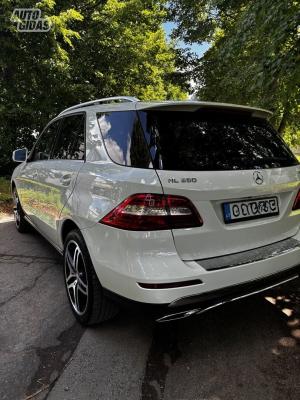 Balts Mercedes-Benz ML 350 2012 Šauļi, ar dzinēja tilpumu 3.50 L un nobraukumu 294 tūkst. km par 10900 €, foto 30 vietnē AUTOMOTO.COM.LV