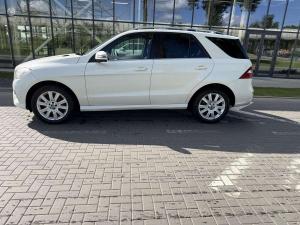 Белый Мерседес МЛ 350 2012 в Каунас, объемом двигателя 2.99 л и пробегом 365 тыс. км за 11000 €, фото 4 на AUTOMOTO.COM.LV