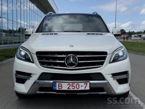 Balts Mercedes-Benz ML 350 2012 Rēzekne, ar dzinēja tilpumu 3.00 L un nobraukumu 267 tūkst. km par 14990 €, foto  vietnē AUTOMOTO.COM.LV