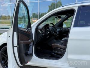 Balts Mercedes-Benz ML 350 2012 Rēzekne, ar dzinēja tilpumu 3.00 L un nobraukumu 267 tūkst. km par 14990 €, foto 12 vietnē AUTOMOTO.COM.LV