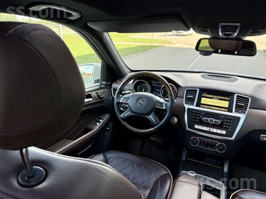 Balts Mercedes-Benz ML 350 2012 Rēzekne, ar dzinēja tilpumu 3.00 L un nobraukumu 267 tūkst. km par 14990 €, foto 19 vietnē AUTOMOTO.COM.LV
