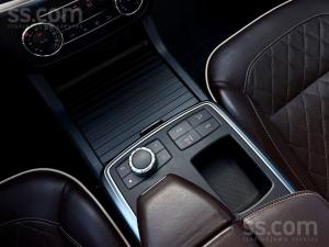 Balts Mercedes-Benz ML 350 2012 Rēzekne, ar dzinēja tilpumu 3.00 L un nobraukumu 267 tūkst. km par 14990 €, foto 27 vietnē AUTOMOTO.COM.LV