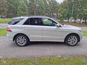 Белый Мерседес МЛ 350 2012 в Утена, объемом двигателя 2.99 л и пробегом 365 тыс. км за 10900 €, фото 9 на AUTOMOTO.COM.LV