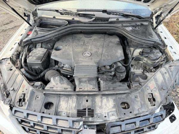 Balts Mercedes-Benz ML 350 2013 Panevēža, ar dzinēja tilpumu 2.99 L un nobraukumu 386 tūkst. km par 7390 €, foto 11 vietnē AUTOMOTO.COM.LV