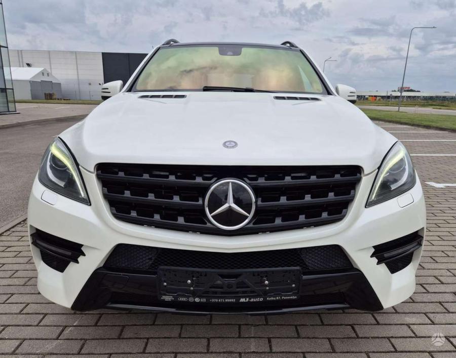 Balts Mercedes-Benz ML 350 2013 Viļņa, ar dzinēja tilpumu 2.99 L un nobraukumu 308 tūkst. km par 14200 €, foto 14 vietnē AUTOMOTO.COM.LV