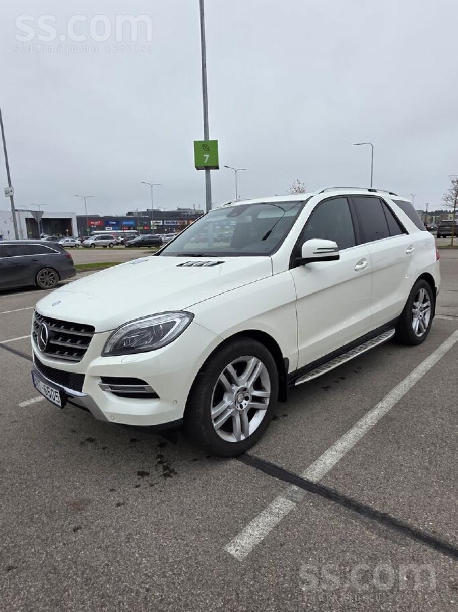 Balts Mercedes-Benz ML 350 2013 Rīga, ar dzinēja tilpumu 3.00 L un nobraukumu 190 tūkst. km par 15100 €, foto 1 vietnē AUTOMOTO.COM.LV