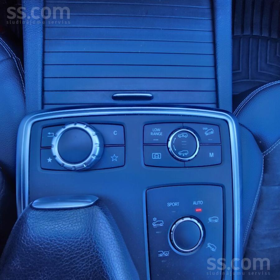 Balts Mercedes-Benz ML 350 2013 Rīga, ar dzinēja tilpumu 3.00 L un nobraukumu 190 tūkst. km par 15100 €, foto 7 vietnē AUTOMOTO.COM.LV