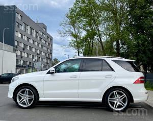 Белый Мерседес МЛ 350 2013 в Рига, объемом двигателя 3.00 л и пробегом 227 тыс. км за 15700 €, фото 5 на AUTOMOTO.COM.LV