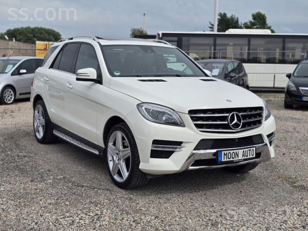 Balts Mercedes-Benz ML 350 2013 Liepāja, ar dzinēja tilpumu 3.00 L un nobraukumu 269 tūkst. km par 16900 €, foto 4 vietnē AUTOMOTO.COM.LV