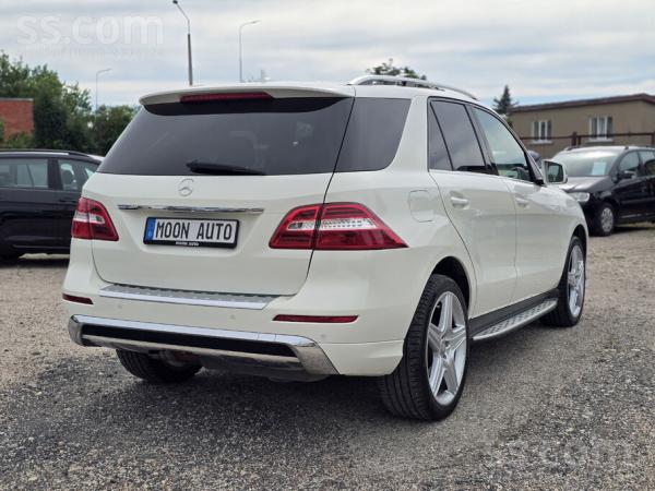 Balts Mercedes-Benz ML 350 2013 Liepāja, ar dzinēja tilpumu 3.00 L un nobraukumu 269 tūkst. km par 16900 €, foto 6 vietnē AUTOMOTO.COM.LV