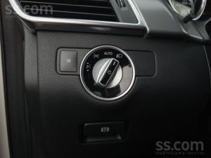 White Mercedes-Benz ML 350 2013 in Liepaja, with an engine capacity of 3.00 L and mileage of 269 thousand km for 16900 €, photo 22 on AUTOMOTO.COM.LV