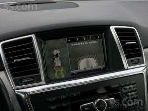 White Mercedes-Benz ML 350 2013 in Liepaja, with an engine capacity of 3.00 L and mileage of 269 thousand km for 16900 €, photo 29 on AUTOMOTO.COM.LV