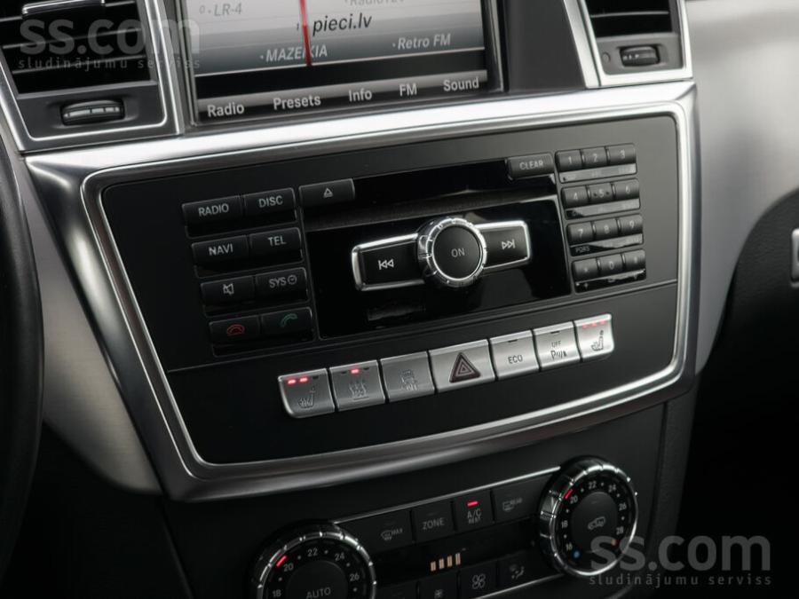 White Mercedes-Benz ML 350 2013 in Liepaja, with an engine capacity of 3.00 L and mileage of 269 thousand km for 16900 €, photo 31 on AUTOMOTO.COM.LV