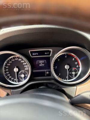 White Mercedes-Benz ML 350 2013 in Jurmala, with an engine capacity of 3.00 L and mileage of 188 thousand km for 21000 €, photo 17 on AUTOMOTO.COM.LV