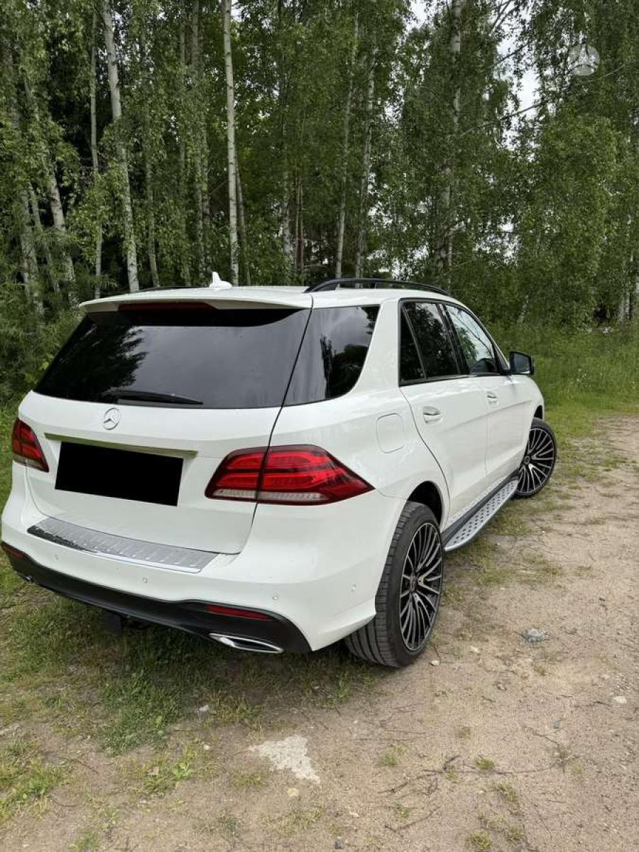 Белый Мерседес МЛ 350 2013 в Вильнюс, объемом двигателя 3.50 л и пробегом 249 тыс. км за 16300 €, фото 5 на AUTOMOTO.COM.LV