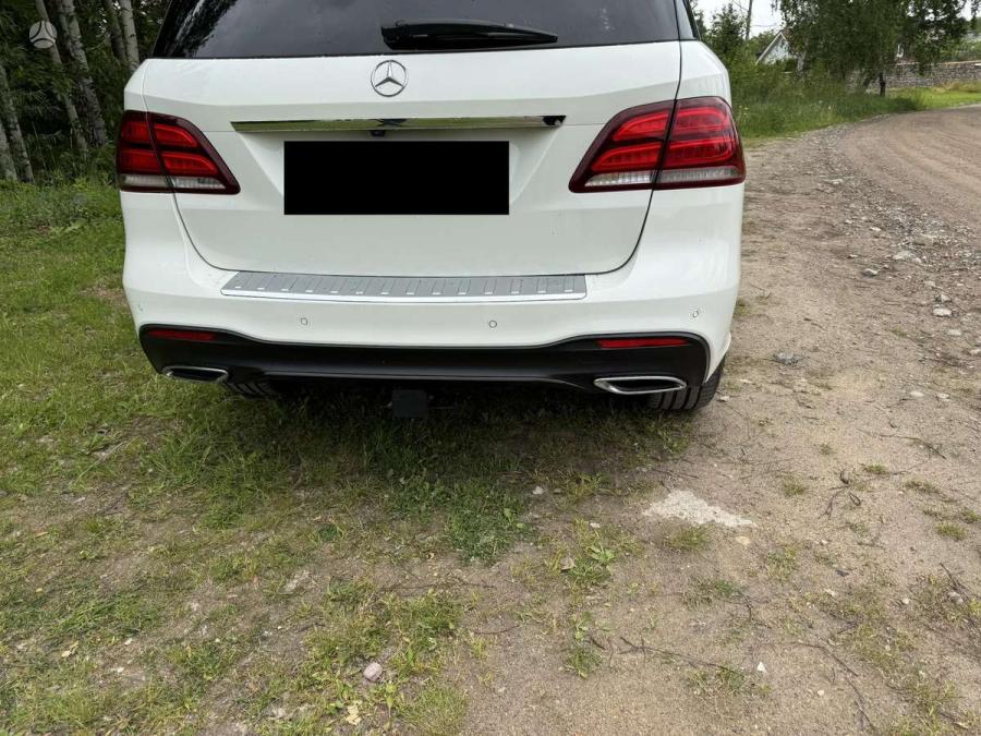 Белый Мерседес МЛ 350 2013 в Вильнюс, объемом двигателя 3.50 л и пробегом 249 тыс. км за 16300 €, фото 7 на AUTOMOTO.COM.LV