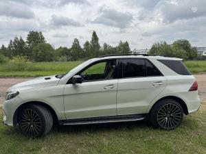 Белый Мерседес МЛ 350 2013 в Вильнюс, объемом двигателя 3.50 л и пробегом 249 тыс. км за 16300 €, фото 12 на AUTOMOTO.COM.LV