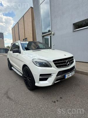 Balts Mercedes-Benz ML 350 2013 Rīga, ar dzinēja tilpumu 3.00 L un nobraukumu 0 tūkst. km par 13900 €, foto 3 vietnē AUTOMOTO.COM.LV