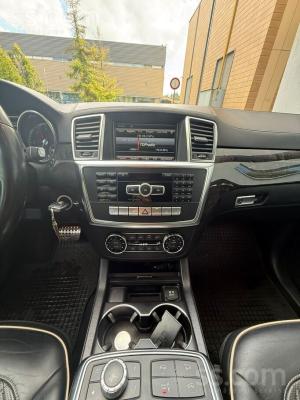 Balts Mercedes-Benz ML 350 2013 Rīga, ar dzinēja tilpumu 3.00 L un nobraukumu 0 tūkst. km par 13900 €, foto 9 vietnē AUTOMOTO.COM.LV