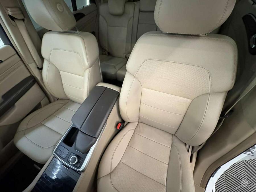 Balts Mercedes-Benz ML 350 2014 Marijampole, ar dzinēja tilpumu 2.99 L un nobraukumu 303 tūkst. km par 14450 €, foto 26 vietnē AUTOMOTO.COM.LV