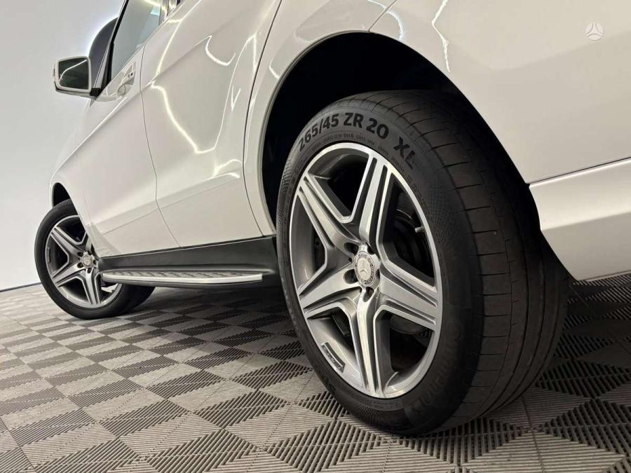 Balts Mercedes-Benz ML 350 2014 Marijampole, ar dzinēja tilpumu 2.99 L un nobraukumu 303 tūkst. km par 14450 €, foto 28 vietnē AUTOMOTO.COM.LV