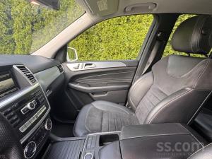 Белый Мерседес МЛ 350 2014 в Рига, объемом двигателя 3.00 л и пробегом 215 тыс. км за 17950 €, фото 14 на AUTOMOTO.COM.LV