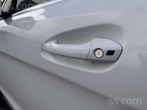 Белый Мерседес МЛ 350 2014 в Рига, объемом двигателя 3.00 л и пробегом 215 тыс. км за 17950 €, фото 24 на AUTOMOTO.COM.LV