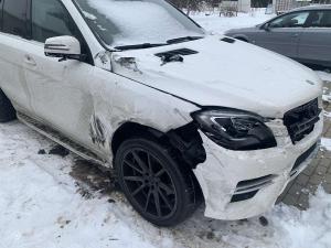 White Mercedes-Benz ML 350 2015 in Prienai, with an engine capacity of 3.50 L and mileage of 180 thousand km for 13000 €, photo 2 on AUTOMOTO.COM.LV