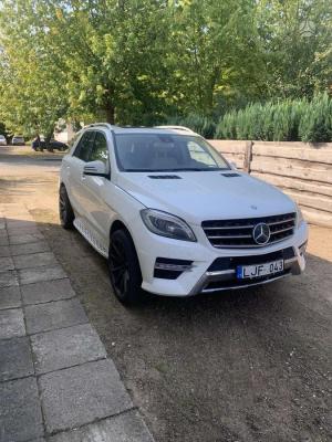 White Mercedes-Benz ML 350 2015 in Prienai, with an engine capacity of 3.50 L and mileage of 180 thousand km for 13000 €, photo 15 on AUTOMOTO.COM.LV