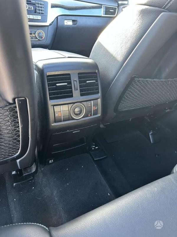 Balts Mercedes-Benz ML 350 2015 Alīta, ar dzinēja tilpumu 3.00 L un nobraukumu 185 tūkst. km par 15300 €, foto 11 vietnē AUTOMOTO.COM.LV