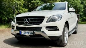 Белый Мерседес МЛ 350 2015 в Рига, объемом двигателя 3.00 л и пробегом 179 тыс. км за 22900 €, фото 6 на AUTOMOTO.COM.LV