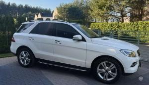 Белый Мерседес МЛ 350 2015 в Вильнюс, объемом двигателя 3.50 л и пробегом 146 тыс. км за 15900 €, фото 3 на AUTOMOTO.COM.LV