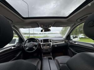Balts Mercedes-Benz ML 350 2015 Šauļi, ar dzinēja tilpumu 3.50 L un nobraukumu 152 tūkst. km par 15500 €, foto 11 vietnē AUTOMOTO.COM.LV