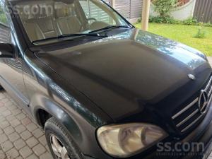 Черный Мерседес МЛ 400 2002 в Рига, объемом двигателя 4.00 л и пробегом 0 тыс. км за 2900 €, фото 8 на AUTOMOTO.COM.LV