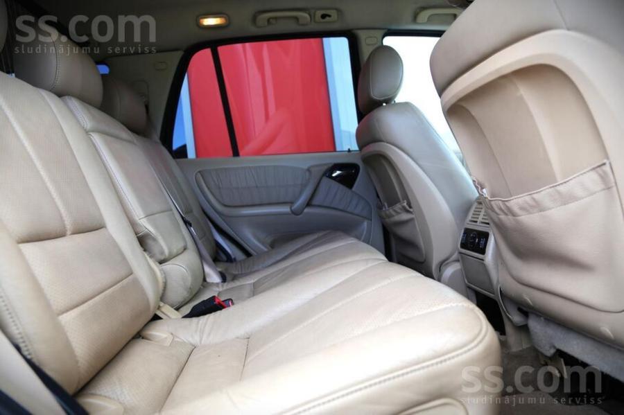 Черный Мерседес МЛ 400 2002 в Рига, объемом двигателя 4.00 л и пробегом 400 тыс. км за 1995 €, фото 16 на AUTOMOTO.COM.LV
